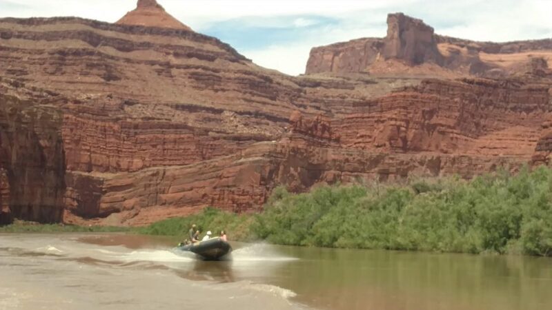 Moab: Calm Water Cruise in Inflatable Boat on Colorado River - Who Should Consider This Tour?