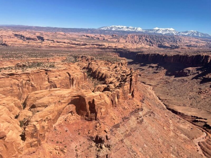 Moab: Canyon Country Sunset Helicopter Tour - Analyzing the Experience in Detail