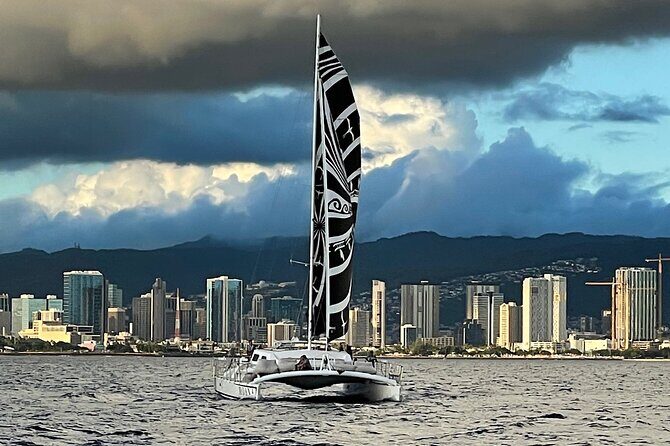 Moanas Sunset Cocktail Sail Along Oahu's Waikiki Coast - Who Is This Tour Best For?
