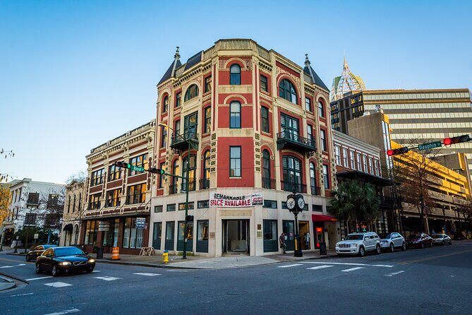 Mobile Downtown Smartphone Guided Audio Walking Tour - Who Will Appreciate This Tour?