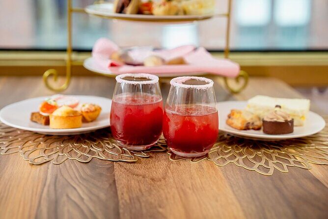 Mobile Tea Room Experience in New York - Key Points