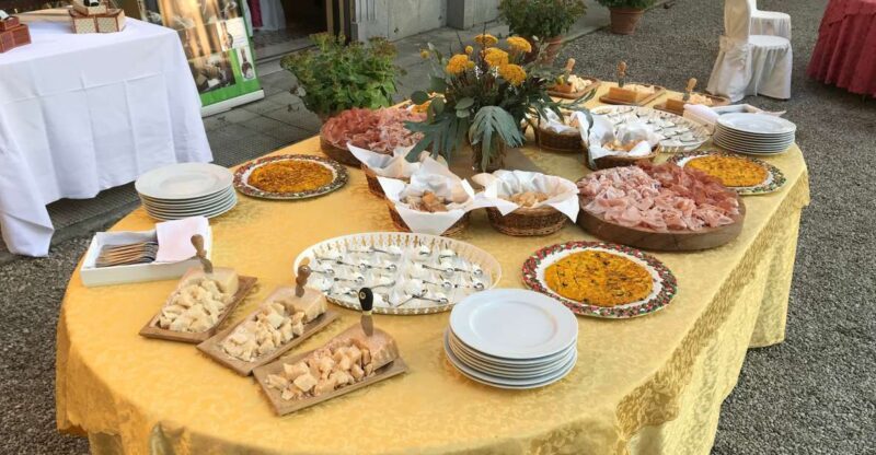 Modena: Balsamic Lunch with Vinegar Cellar Tour and Tasting - Who Should Consider This Tour?