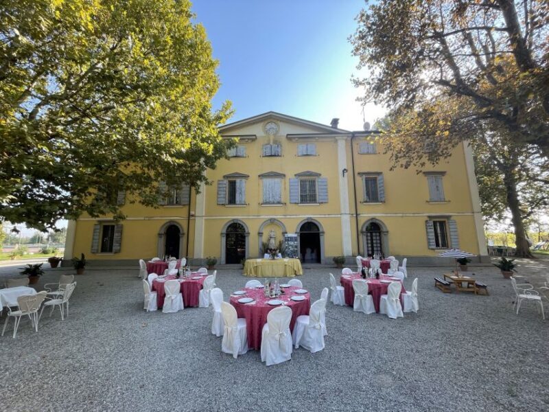 Modena: Balsamic Vinegar Cellar Tour, Tasting & Food Pairing - Setting the Scene at Gambigliani Zoccoli Acetaia