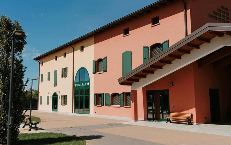 Modena: guided tour and tasting of superb Balsamic Vinegar - Key Points