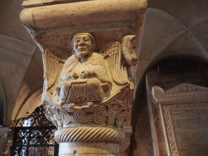 Modena: Private Walking Tour with A Guide - Key Points