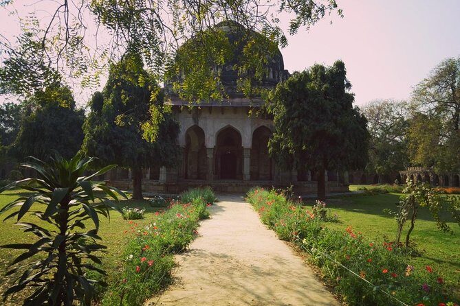 Modern Delhi with Ancient Rust (Guided Half-Day Sightseeing Tour) - Analyzing the Value