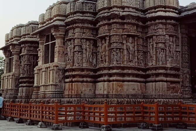 Modhera Sun Temple and Rani ki Vav Private Car Tour Experience - In-Depth Look at the Tour Experience