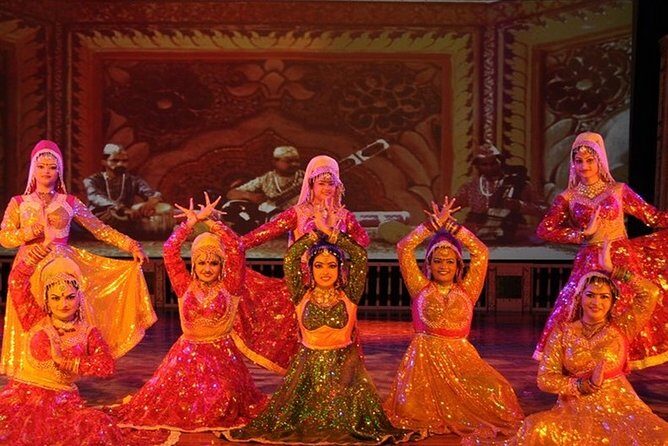 Mohabbat the Taj - A Creative Dance & Light Show with Dinner at Local Restaurant - Who Will Love It?