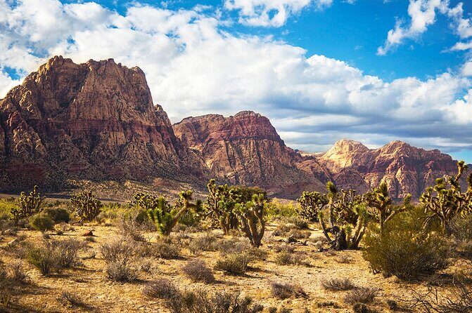 Mojave Desert, Red Rock Sign, Seven Magic Mts - FAQs