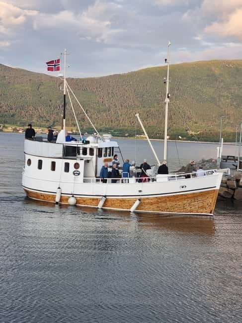 Molde: Boat Trip With Historical Storytelling from Molde - Key Points