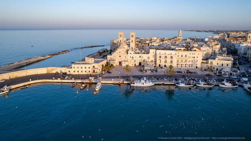 Molfetta: tour of the main attractions of Molfetta - Authentic Molfettese Aperitif: Tasting the Local Flavors
