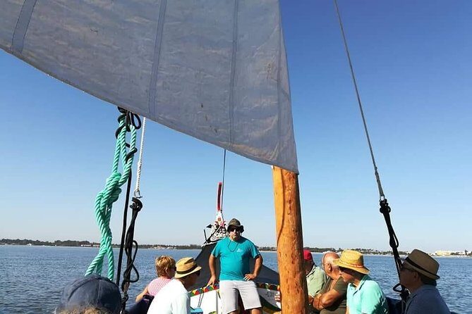 Moliceiro boat tour through the Ria de Aveiro! - Introduction to the Ria de Aveiro