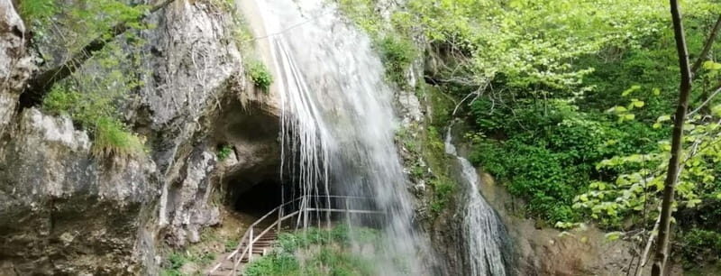 Molina Waterfall Park: tour and optional aperitif - An Introduction to the Molina Waterfall Park Experience
