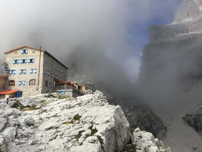 Molveno: Trekking Expert, The Wild South-Crossing the Brenta - FAQ