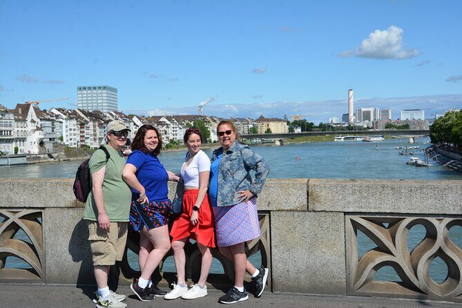 Moments in Basel: Personalized Tour & Photo Session - Detailed Breakdown of the Itinerary