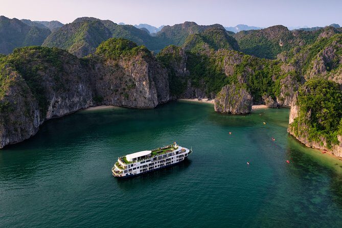 Mon Chéri Cruises 5 star: Amazing 3 days exploring Halong & Cat Ba island - From Hanoi to the Bay: Comfort Starts Early