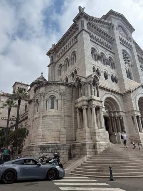 Monaco: Immersive Walking Tour with a Local Guide - Discovering Monaco: A Tour Designed for Curious Travelers