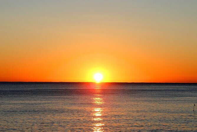 Monday & Thursday Nights Harbor Lights Tiki Tour - The Highlight: Fireworks Viewing