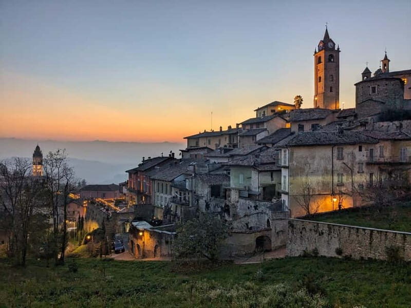Monforte dAlba: Guided Walking Tour with Wine Tasting - A Well-Rounded Exploration of Monforte d’Alba and its Wines