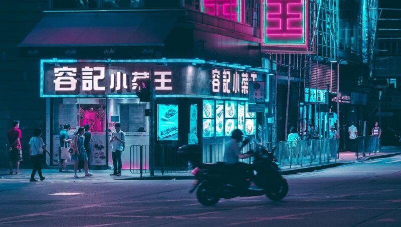 Mong Kok (Kowloon) Street Markets Private Walking Tour - Dive into the Markets of Mong Kok