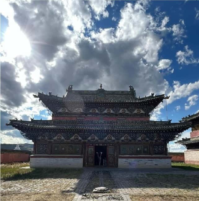 Mongolia: Mini Gobi, Orkhon, and Kharkhorin 4 Day Tour - Day 1: From Ulaanbaatar to Khustai National Park