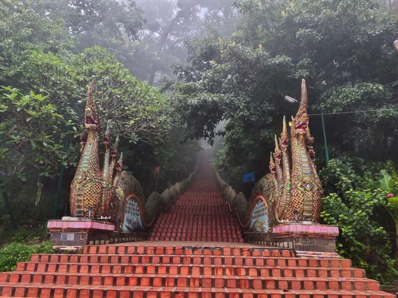Monks chanting, Wat Doi Suthep and Wat Phalad+ Meditation - An In-Depth Look at the Tour