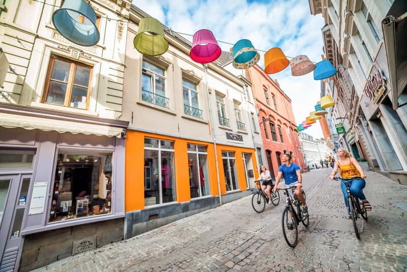 Mons : City Center Bike Rental for Sightseeing & Exploring - Detailed Breakdown of the Stops