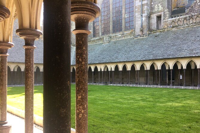 Mont Saint Michel / Bayeux, day tour with a licence local guide from Bayeux or Caen - What You Can Expect from the Tour