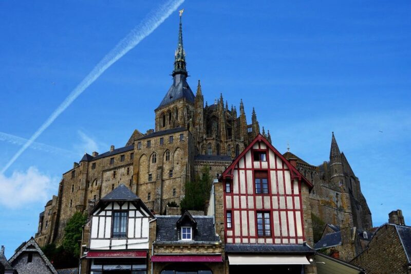 Mont Saint Michel : Full day private guided tour from Paris - Exploring the Village and Its Charm