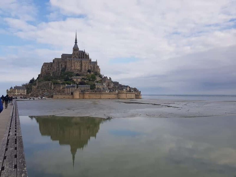 Mont Saint Michel: Village History and Legends Walking Tour - Key Points