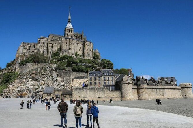Mont-St-Michel: Shared Tour (10 max) "Abbey Ticket Included" - What Makes the Guide’s Role Special?
