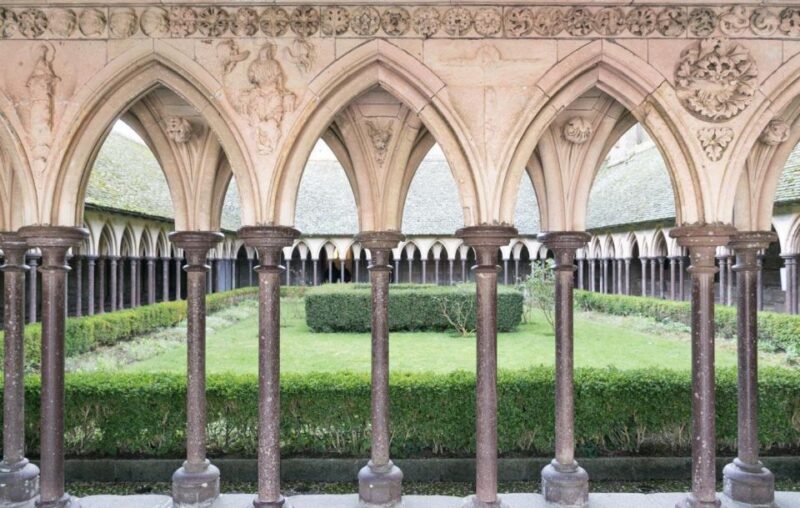 Mont-St-Michel: Small Group Guided Tour with Abbey Ticket - FAQs