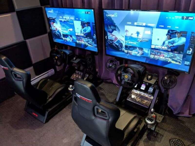 Mont Tremblant: Virtual Reality Car racing : 30 mins - The Experiences Value