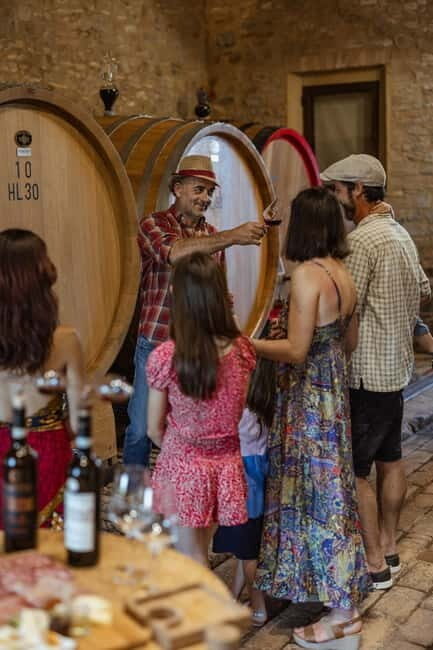 MONTALCINO : Wine Tasting with Tuscan Cold Cuts and Cheese - An In-Depth Look at the Montalcino Wine Tasting Experience
