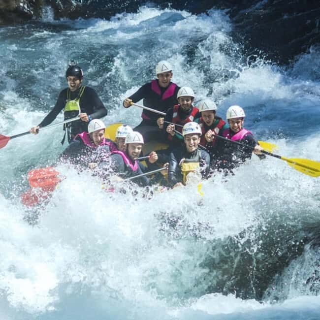 Montanejos: Extreme Rafting on the Mijares River - An In-Depth Look at the Montanejos Rafting Experience