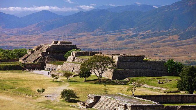 Monte Alban, Coyotepec and Villages Full-day - Key Points