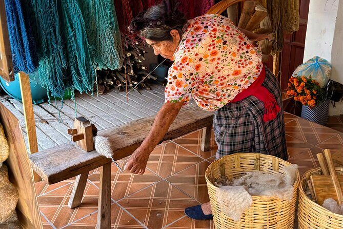 Monte Alban Tree of the Tule Mezcal and Teotitlan del Valle Tour - FAQs