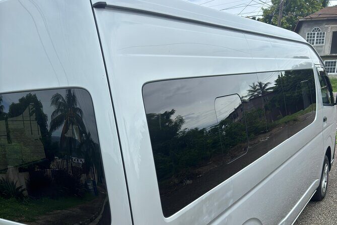 Montego Bay Airport and Couples Negril Private Shuttle - Who Will Love This Service?