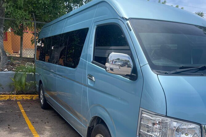 Montego Bay Airport and Iberostar Grand Rose Hall Private Shuttle - Arrival at Sangster International Airport: Clear Instructions and Friendly Assistance