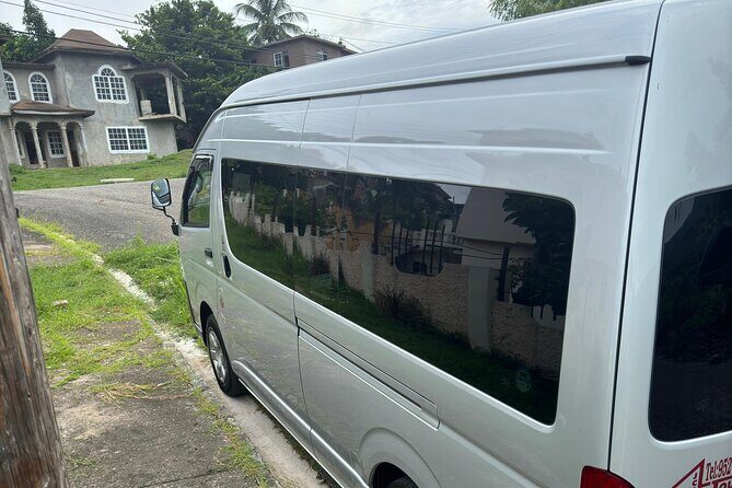 Montego Bay Airport and Jewel Dunn's River Beach Private Shuttle - Reliability, and Customer Support