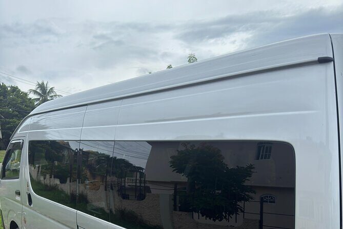 Montego Bay Airport and Riu Ocho Rios Bay Private Shuttle - The Sum Up