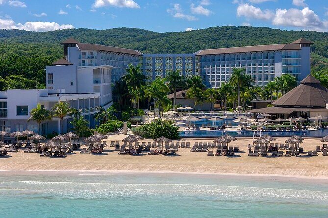 Montego Bay Airport Jamaica to Hotels in Montego Bay or Falmouth - Why This Transfer Works Well