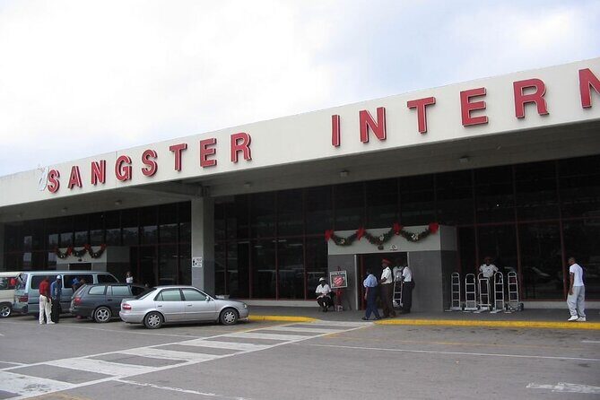 Montego Bay Airport Jamaica Transfer to Hotels in Falmouth area - Why Choose a Private Transfer from Montego Bay to Falmouth?