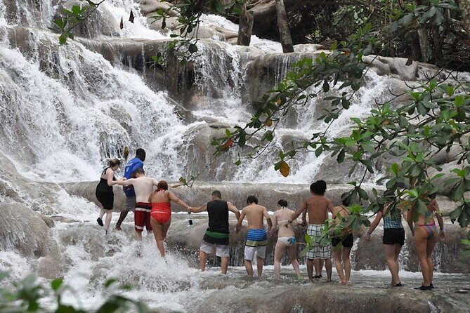 Montego Bay Airport Taxi To Hotels In Ocho Rios - FAQs