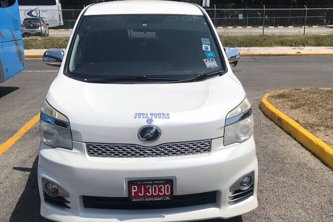 Montego Bay Airport Taxi to Princess Grand Jamaica Green Island - What to Expect from the Montego Bay Airport Transfer