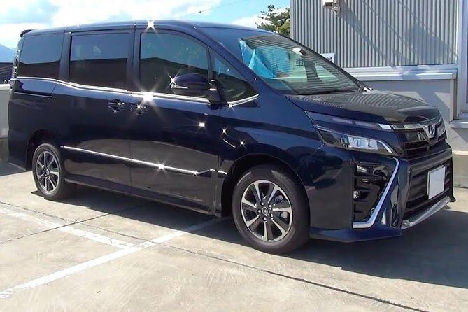 Montego Bay Airport To Luxury Bahia Principe Runaway Bay - Key Points