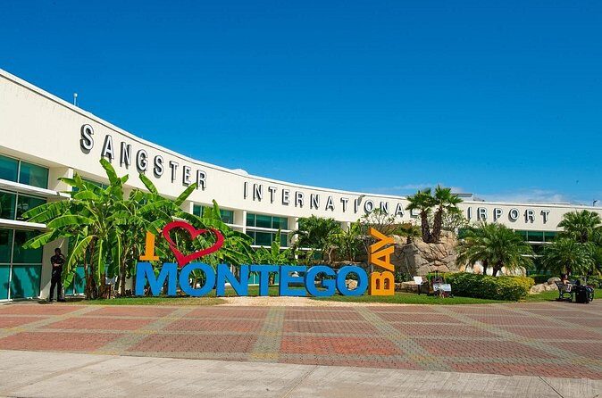 Montego Bay Airport Transfer to Ocho Rios - Seamless Booking and Confirmation Process