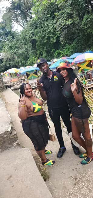 Montego Bay bamboo rafting experience - Key Points