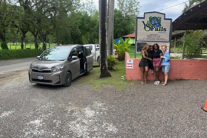 Montego Bay Hotels, Airbnb, and Airport Private Transfer - Vehicle Comfort and Service Quality