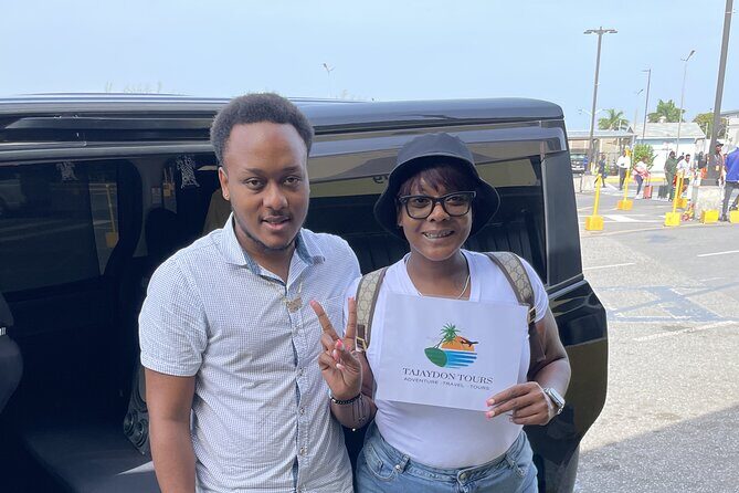 Montego Bay Hotels Airport Private Transfers - Meeting Points and Convenience